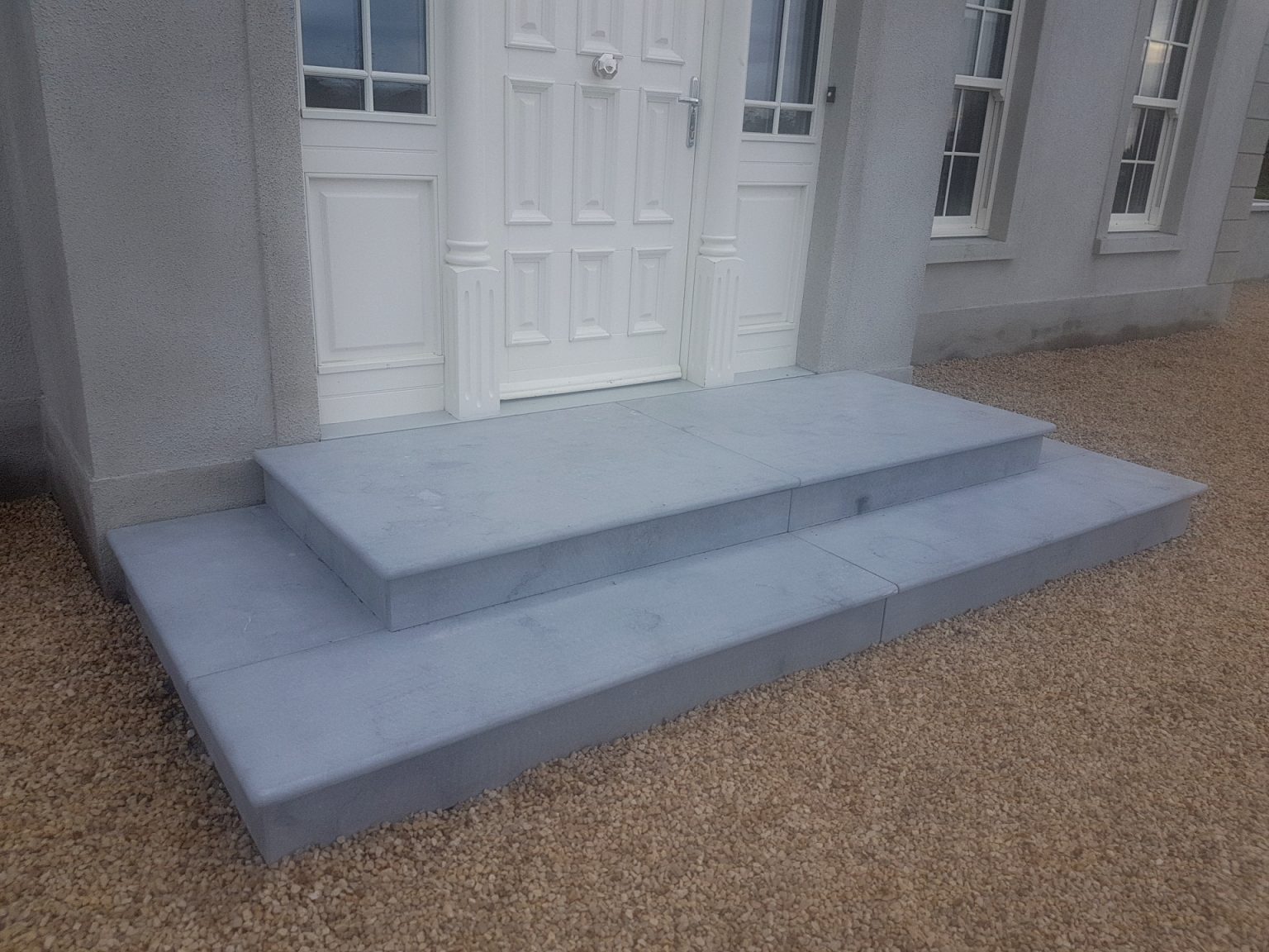 Sanded Limestone Steps - Harding Stoneyard Ireland