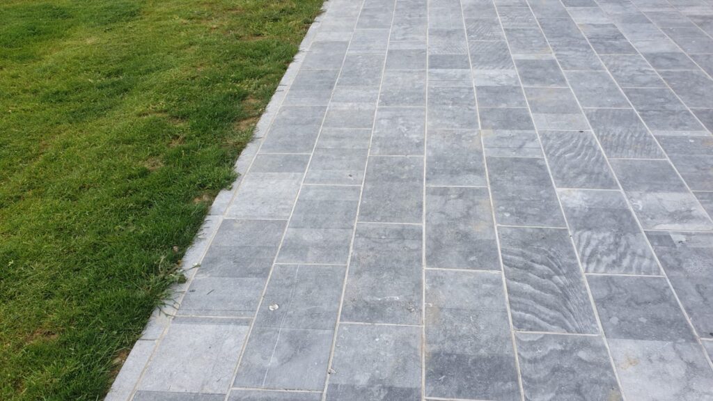 Sawn Kilkenny Limestone Paving - Harding Stoneyard Ireland