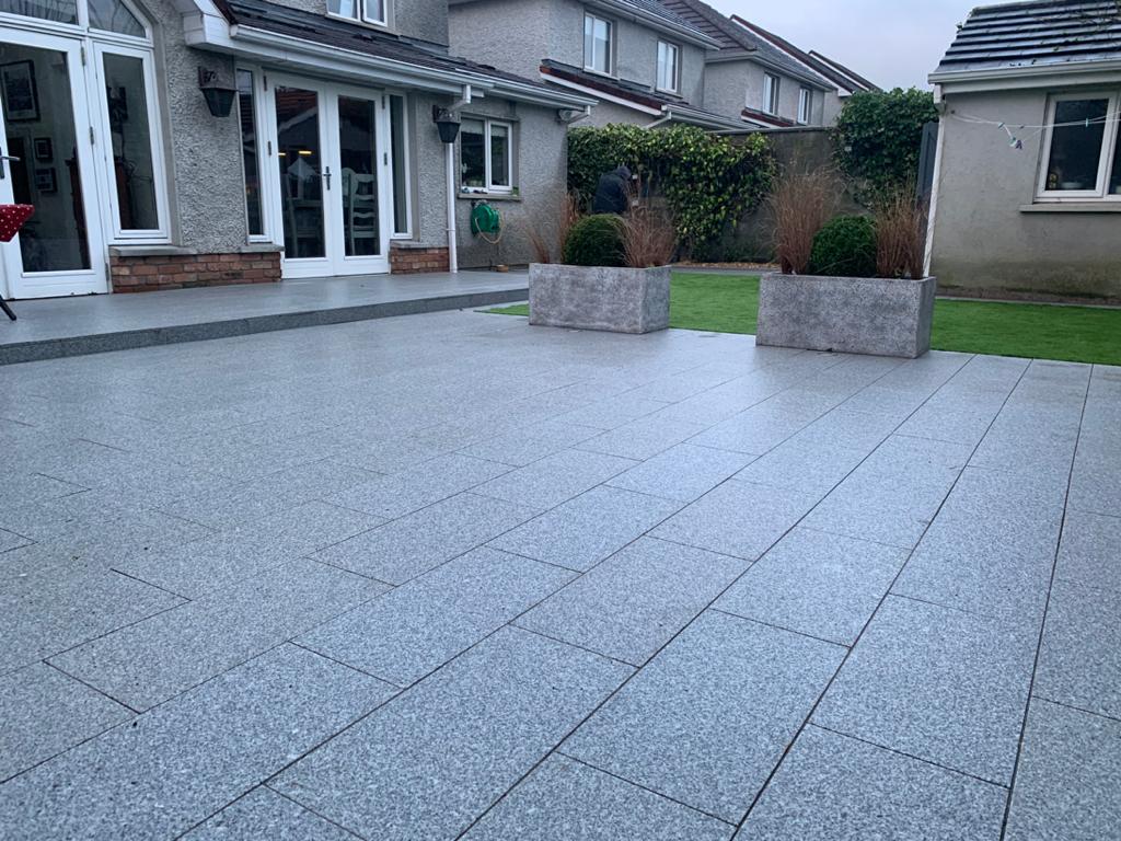Silver Granite Paving - Harding Stoneyard Kilkenny